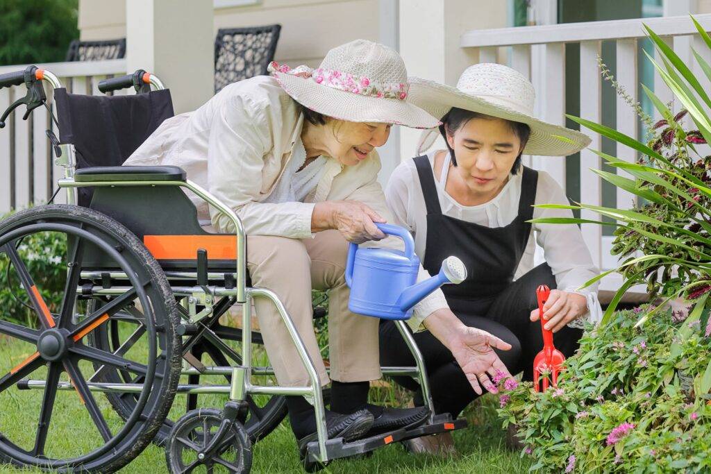 Creating a Meaningful Life: Person-centred, meaningful programming for people with dementia ...